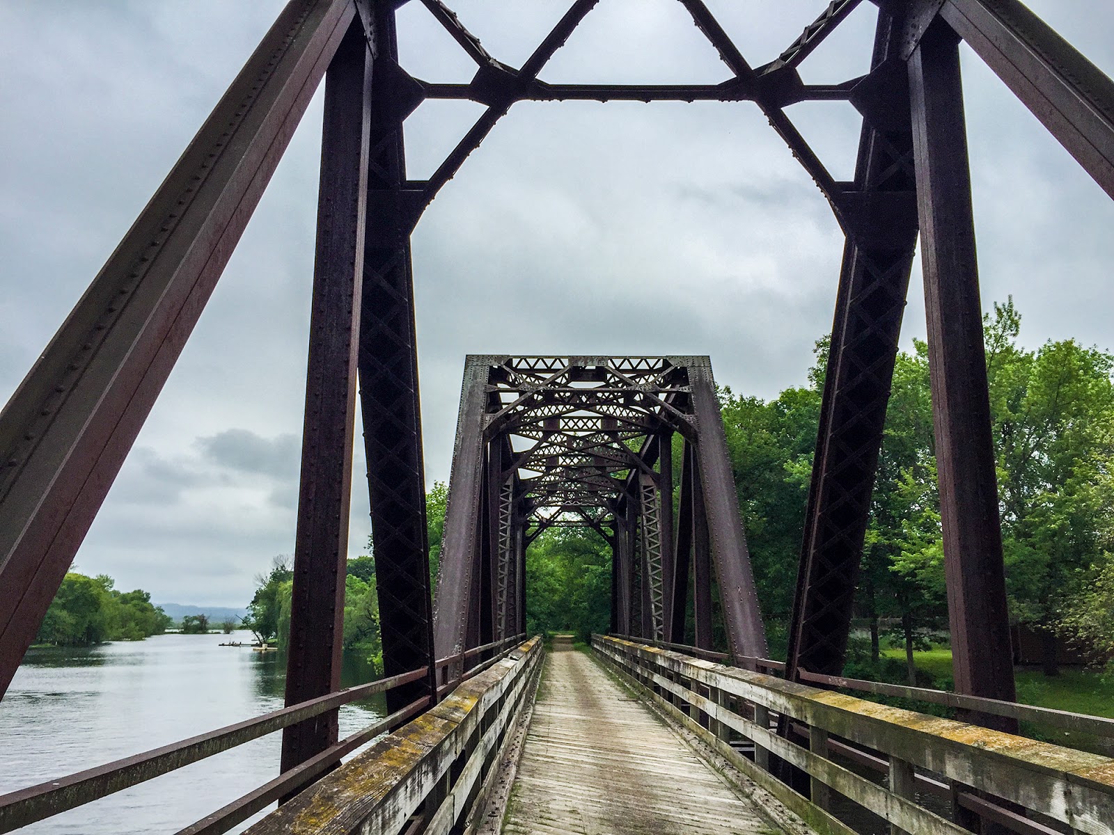 Biking the Great River State Trail