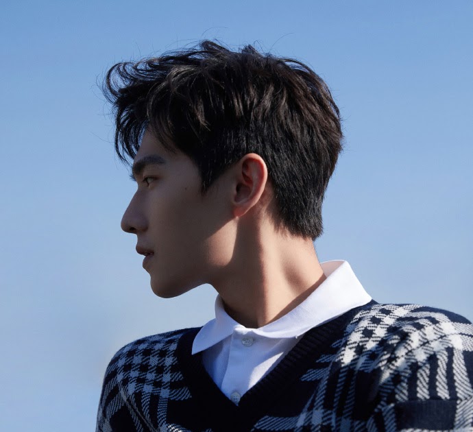 China Entertainment News: Yang Yang poses for photo shoot