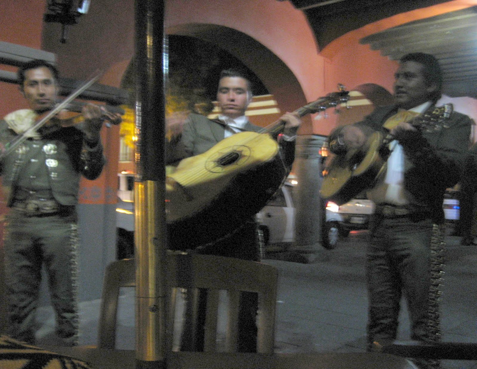 Living Rootless: Las Cruces, NM: Mariachi Conference: Mariachi music