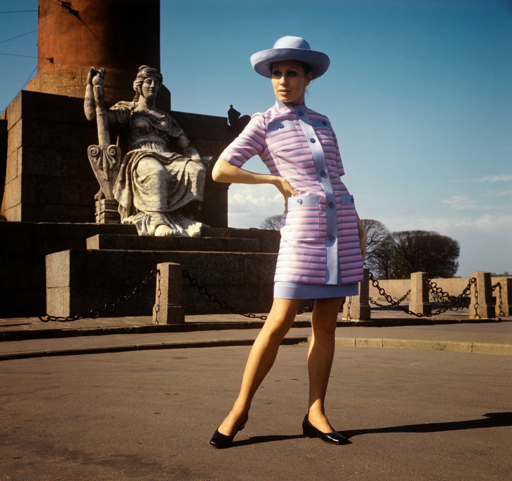 Beautiful Women's Fashions in the Soviet Union From the 1960s and 1970s ...