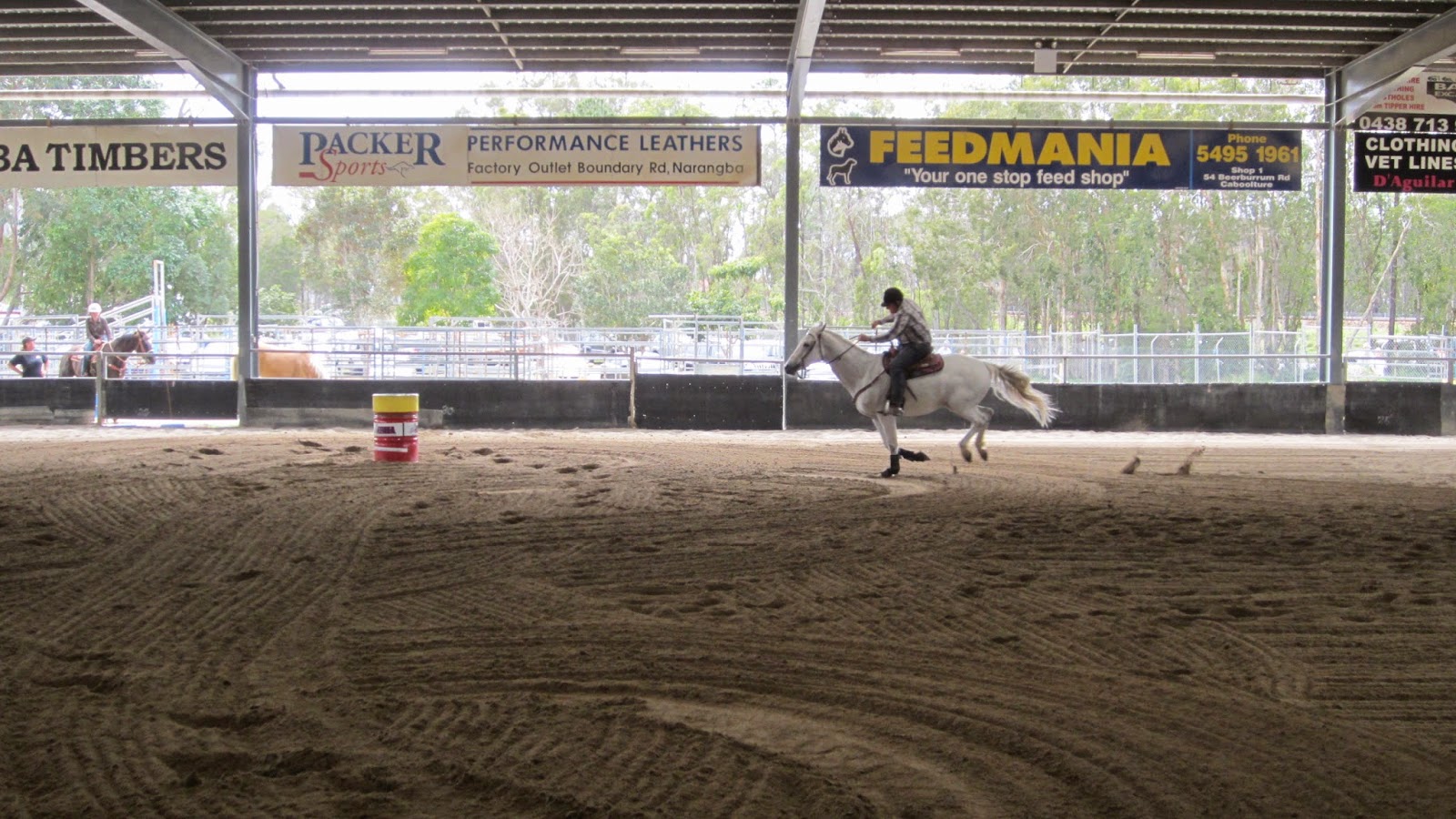 Tami Down Under: Caboolture Market - Rodeo