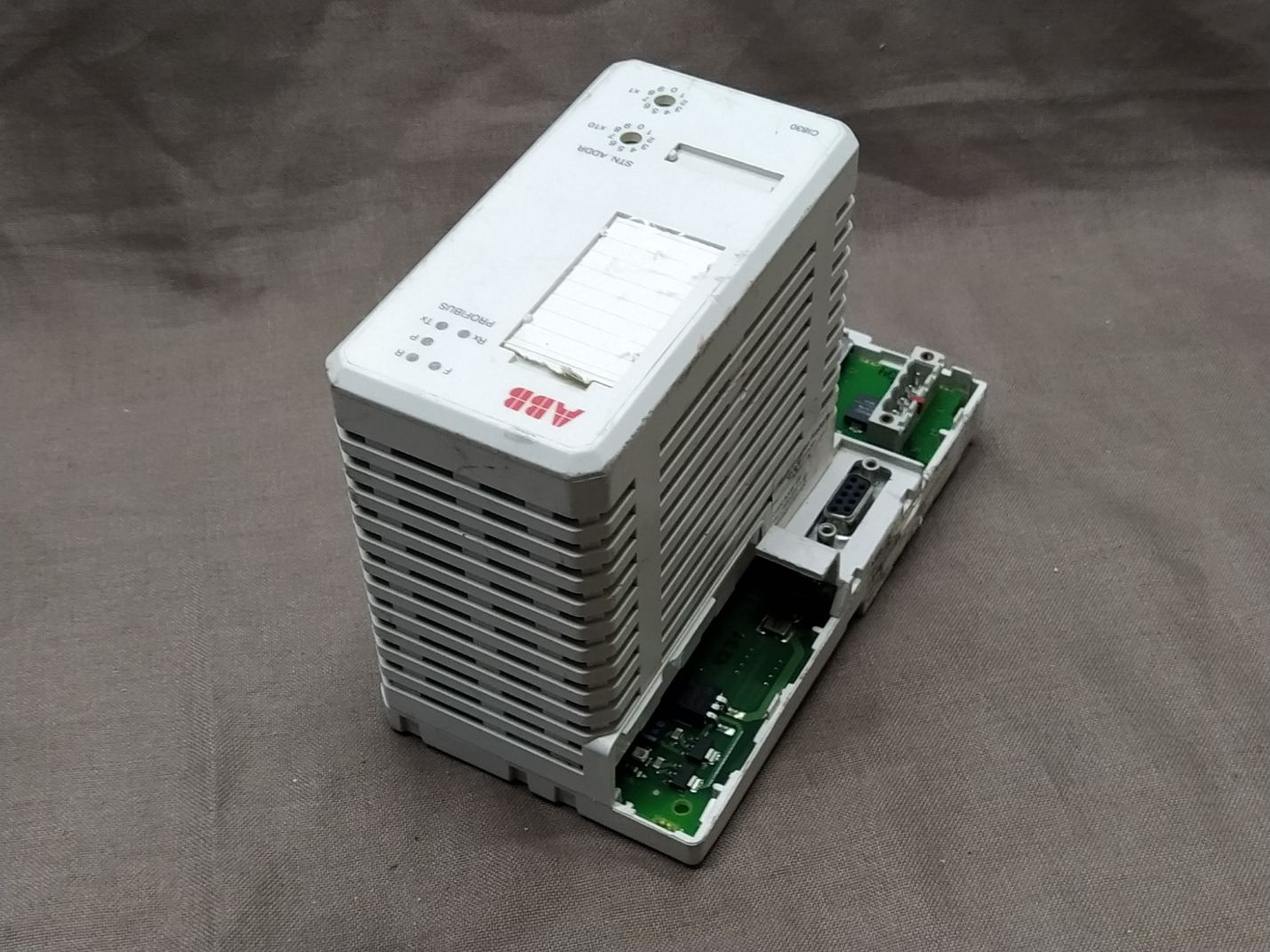 ABB CI830 PROFIBUS DP COMMUNICATIONS INTERFACE MODULE 3BSE020773R1400 ...