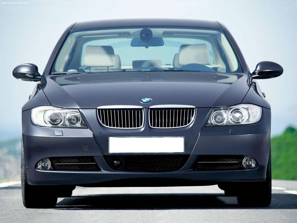 BMW E90 PRE-FACELIFT VS. FACELIFT