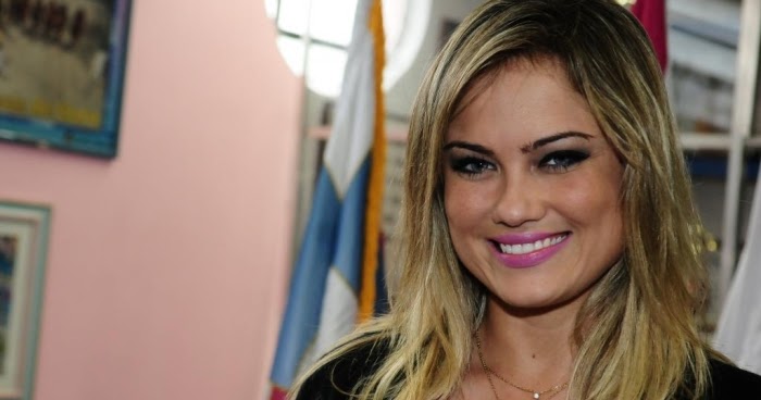 Ellen Roche estará em "O Outro Lado do Paraíso" - MUNDO NOVELAS