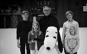 MOMMY BLOG EXPERT: Charlie Brown 50th Year Launches With Charles Schulz ...