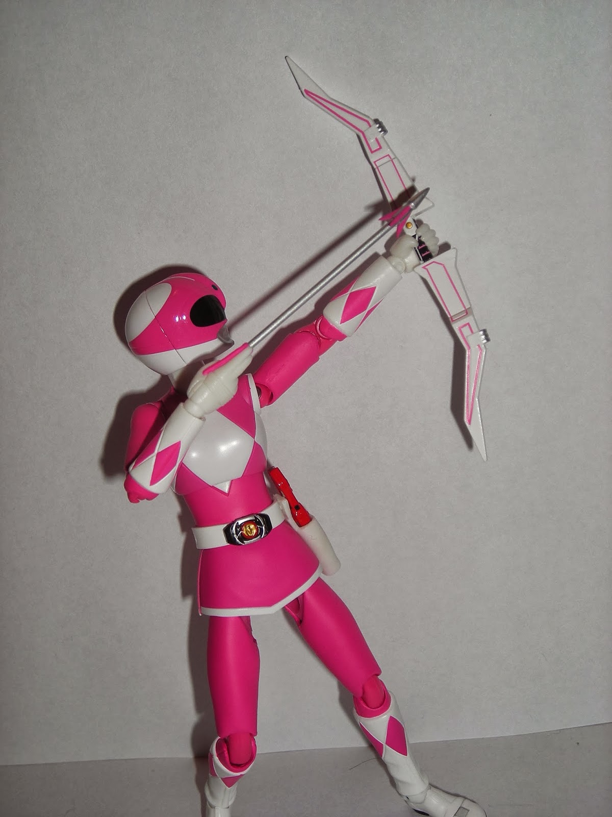 My Shiny Toy Robots: Toybox REVIEW: S.H. Figuarts Ptera Ranger