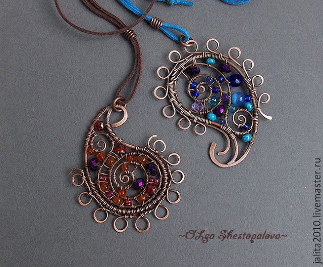 Wire and Bead Paisley Pendant Tutorial / The Beading Gem