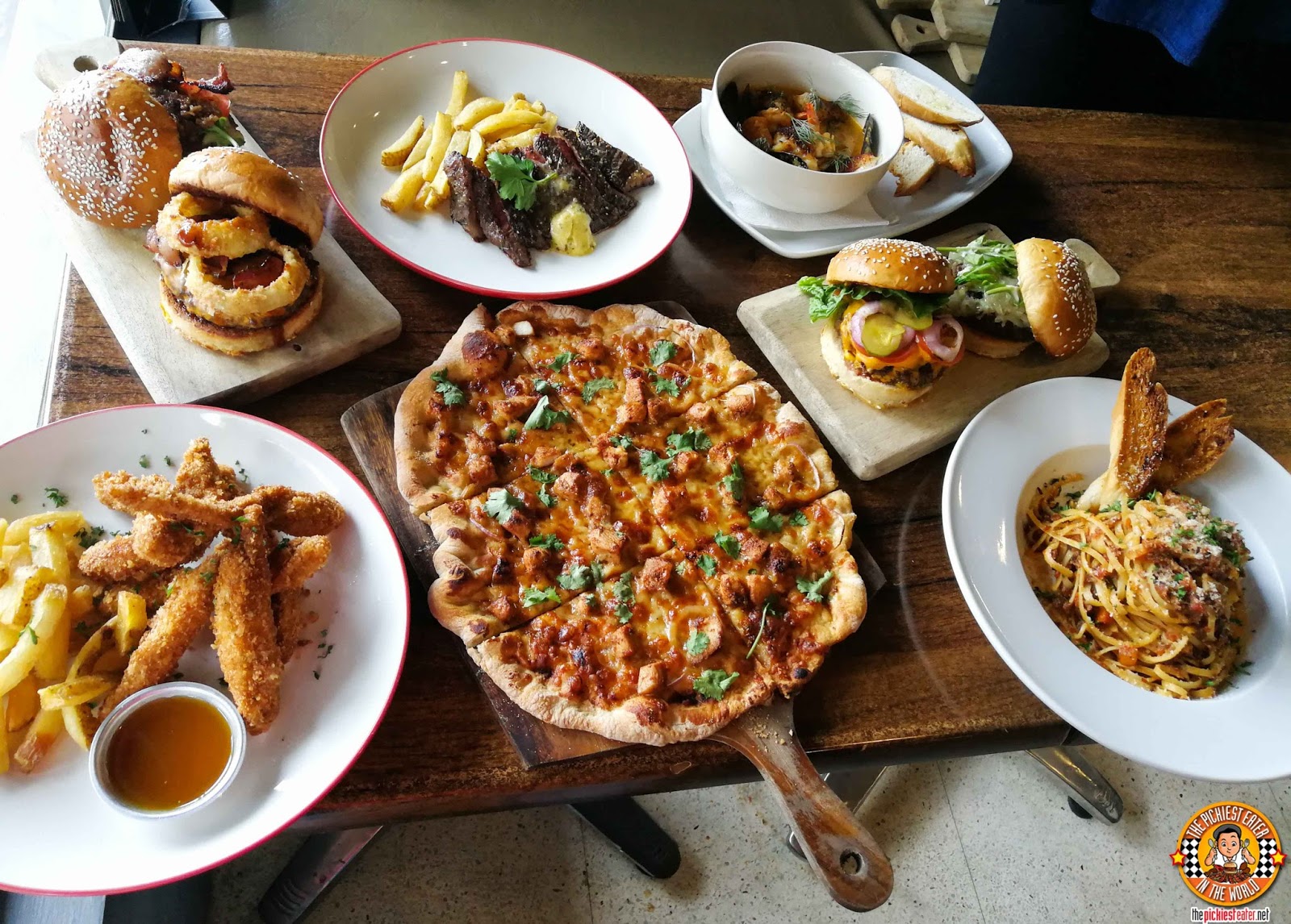 THE PICKIEST EATER IN THE WORLD: MAIN STREET'S AWESOME NEW MENU