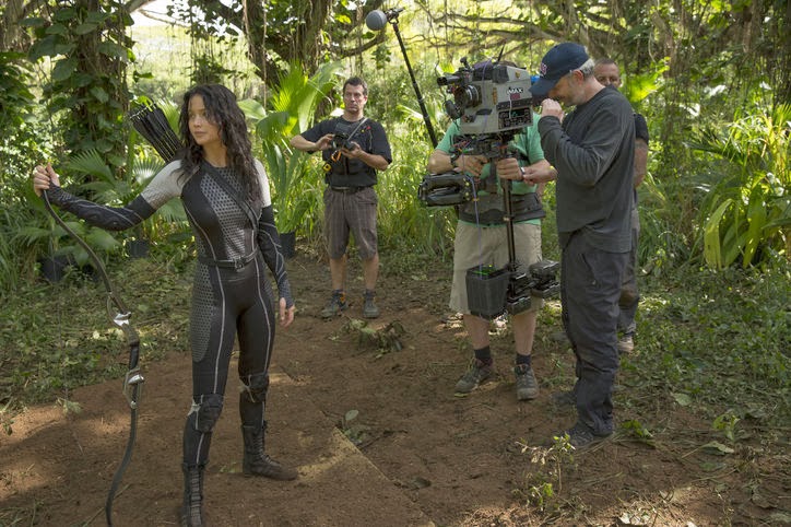 PHOTOS: 10 New Behind-the-Scenes Images from 'The Hunger Games ...
