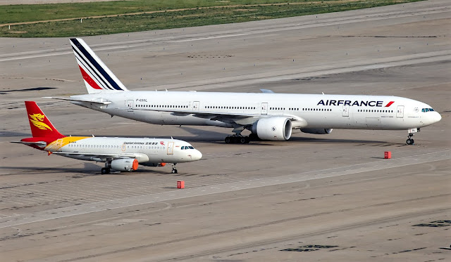 Airbus A319-100 and Boeing 777-300ER Size Comparison
