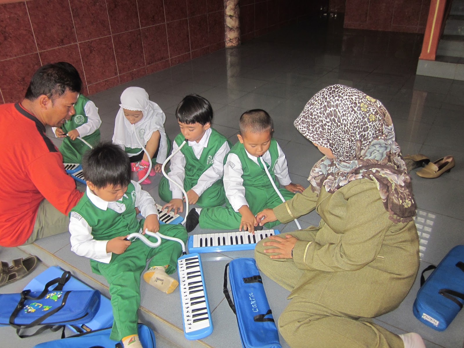 Kegiatan Latihan Marching Band TK IT AL Fath | SEKOLAH ISLAM TERPADU AL ... Kegiatan Latihan Marching Band TK IT AL Fath | SEKOLAH ISLAM TERPADU AL ...