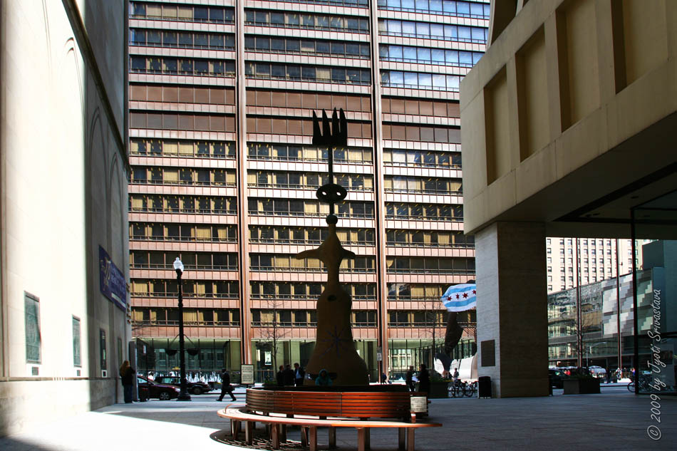 Public Art in Chicago: Miro's Chicago (1981) - by Joan Miro