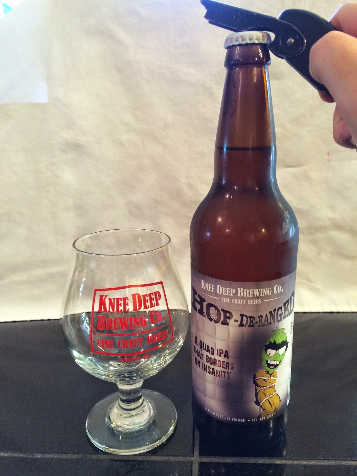 NorCal Beer Blog: Knee Deep Brewing Company Hop-de-Ranged Quad IPA