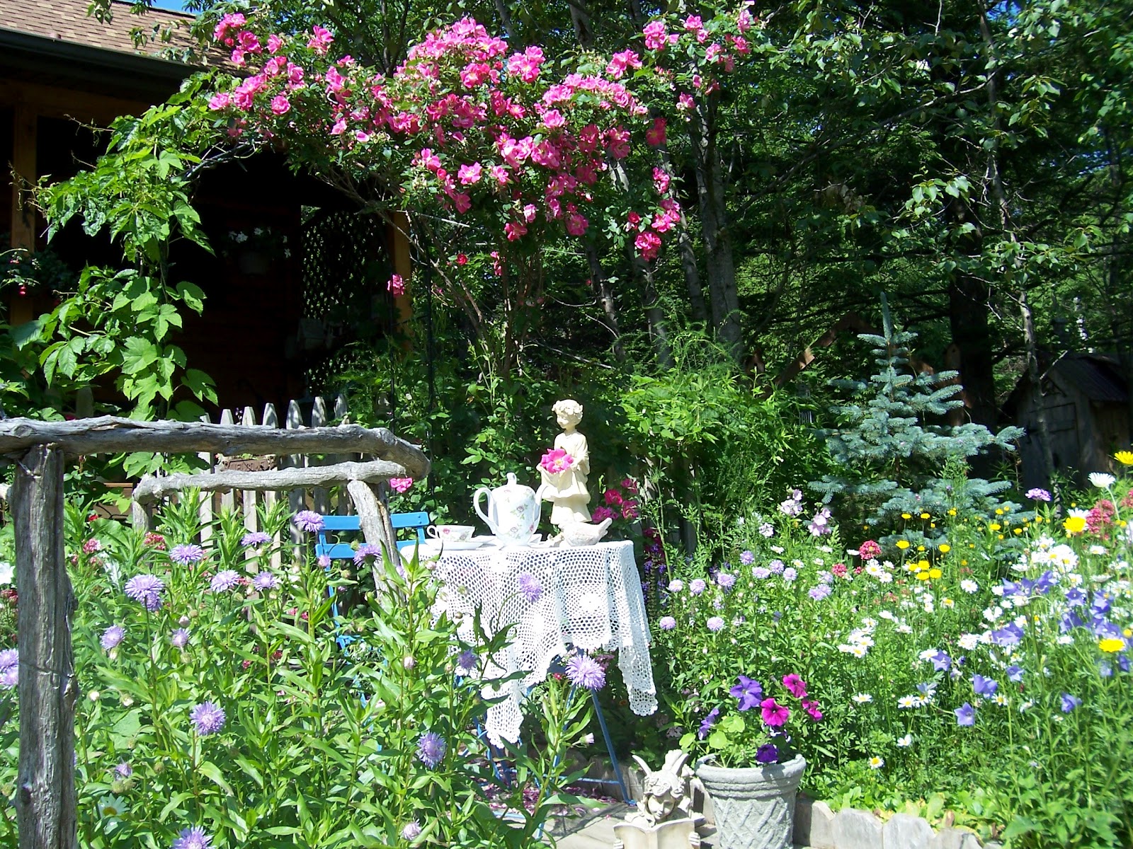 Two Cottages And Tea: Tea Under The Rose Bower