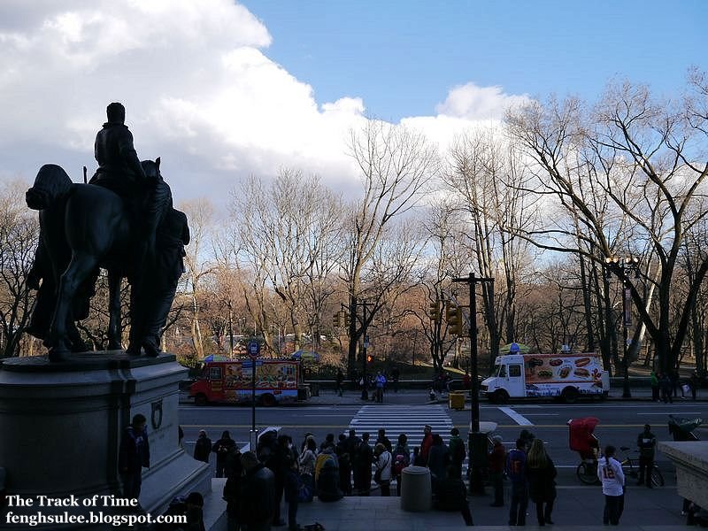 American Museum of Natural History - Entrance | The Track of Time