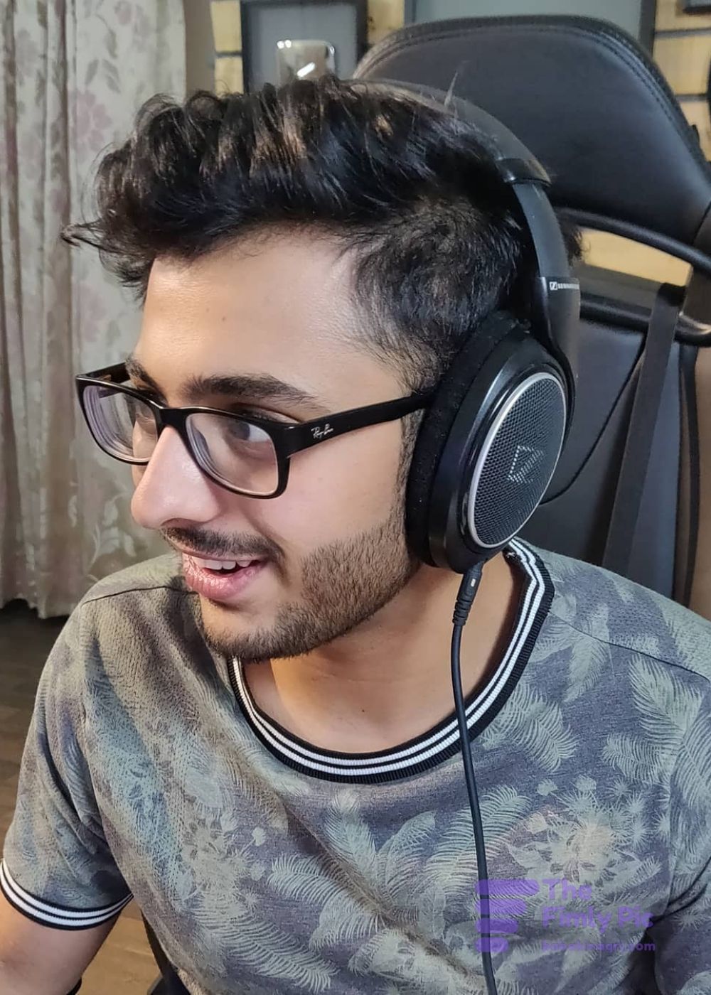 Youtuber and Roaster Carryminati Images