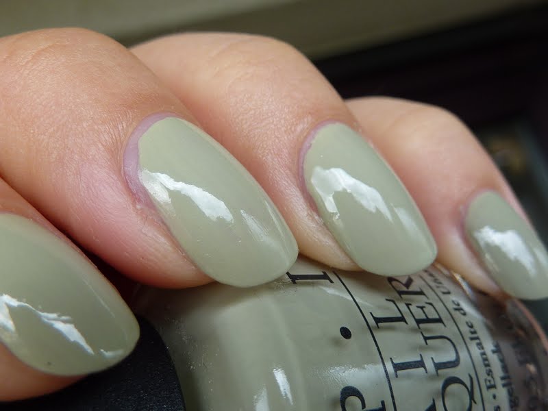 Opinionated Little Finger: OPI - Stranger Tides + pirate face ;)