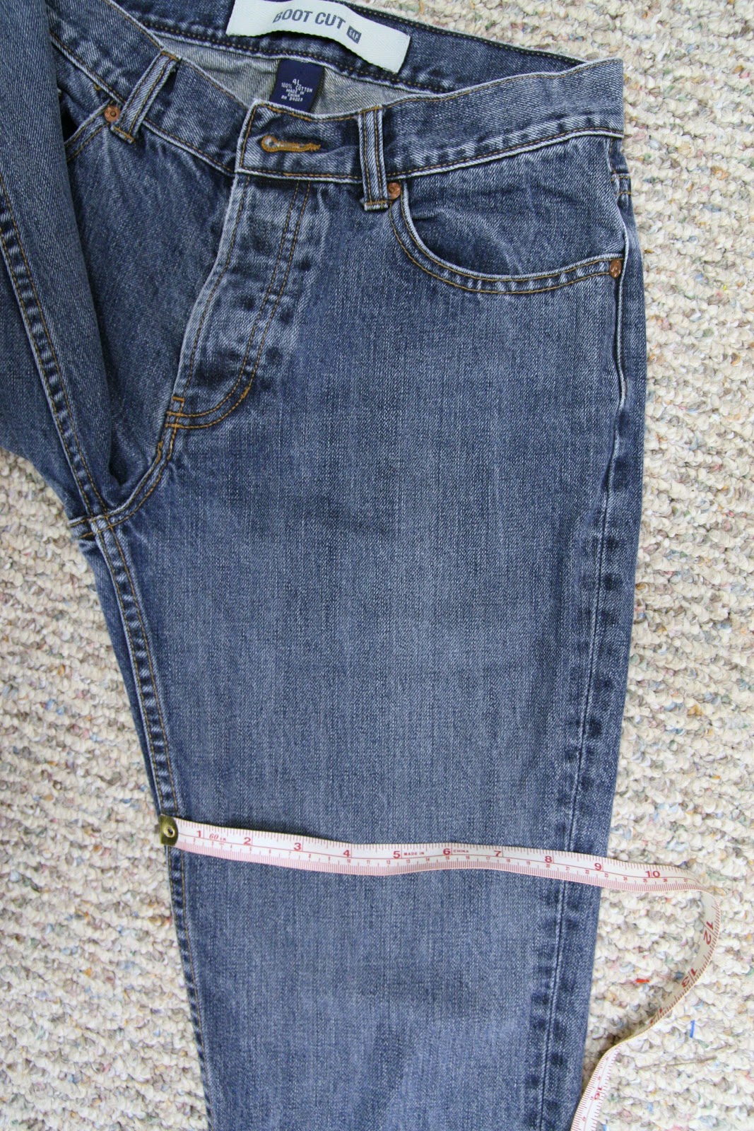 Thrift and Shout: Thrifty Tutorial: How to Make Jorts