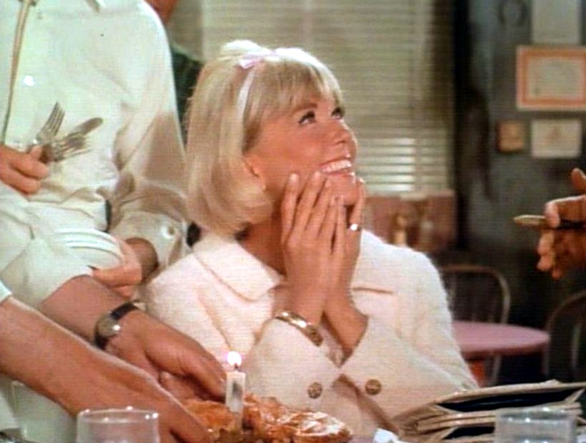 Thrilling Days of Yesteryear: Doris Day(s) #1: “Dinner for Mom” (09/24 ...