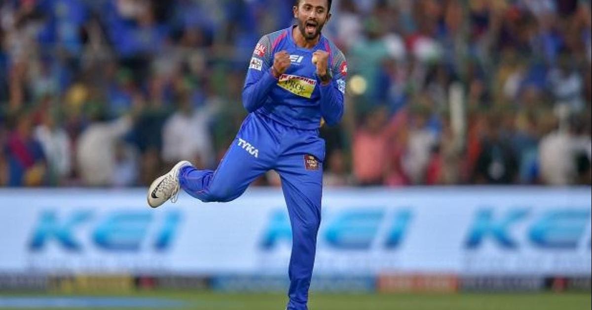 Shreyas Gopal 4-16 | Rahul Tripathi 80* - RR vs RCB 53rd Match IPL 2018 ...