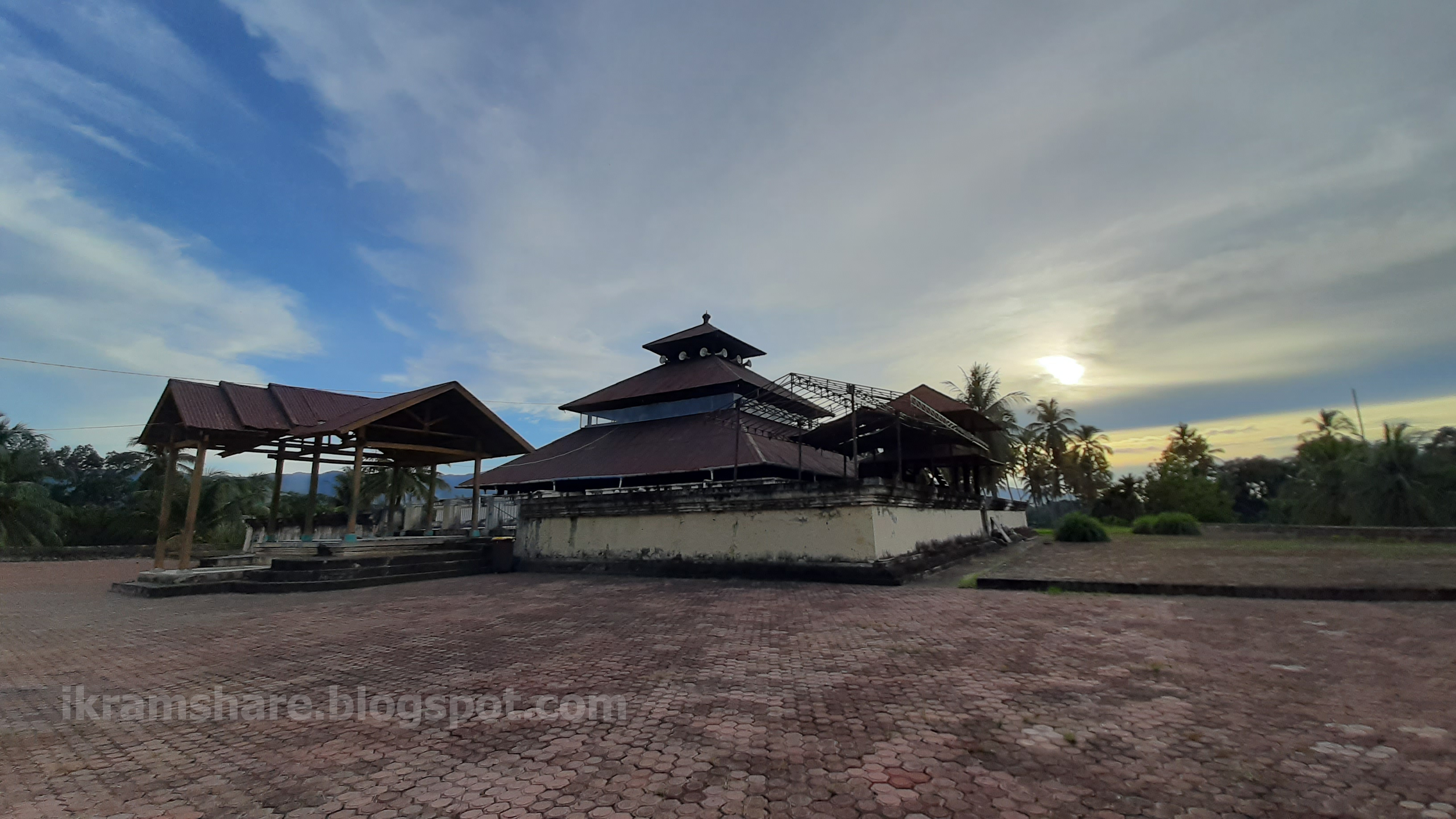 Masjid Tuha Indrapuri, Saksi Bisu Peradaban dan Sejarah Aceh - IKRAMSHARE