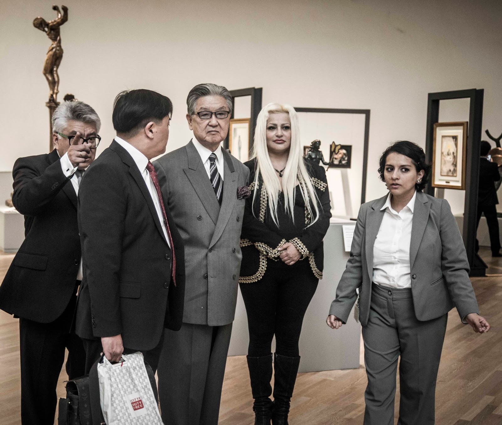 Embajadora de Paz y Ética Global para América Latina y el Caribe de la ...