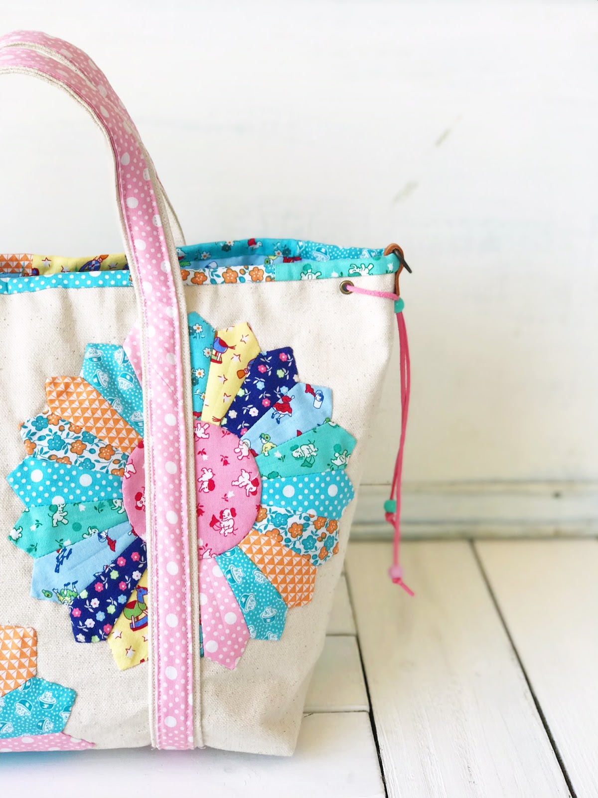 Cream Craft: Versatile Dresden Tote Bag - Storytime 30's for Riley ...