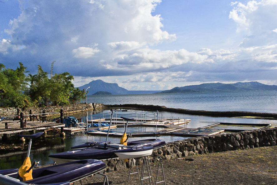 Asunta Rufino's Travels Thru Life...: BALAI ISABEL - A perfect hideaway