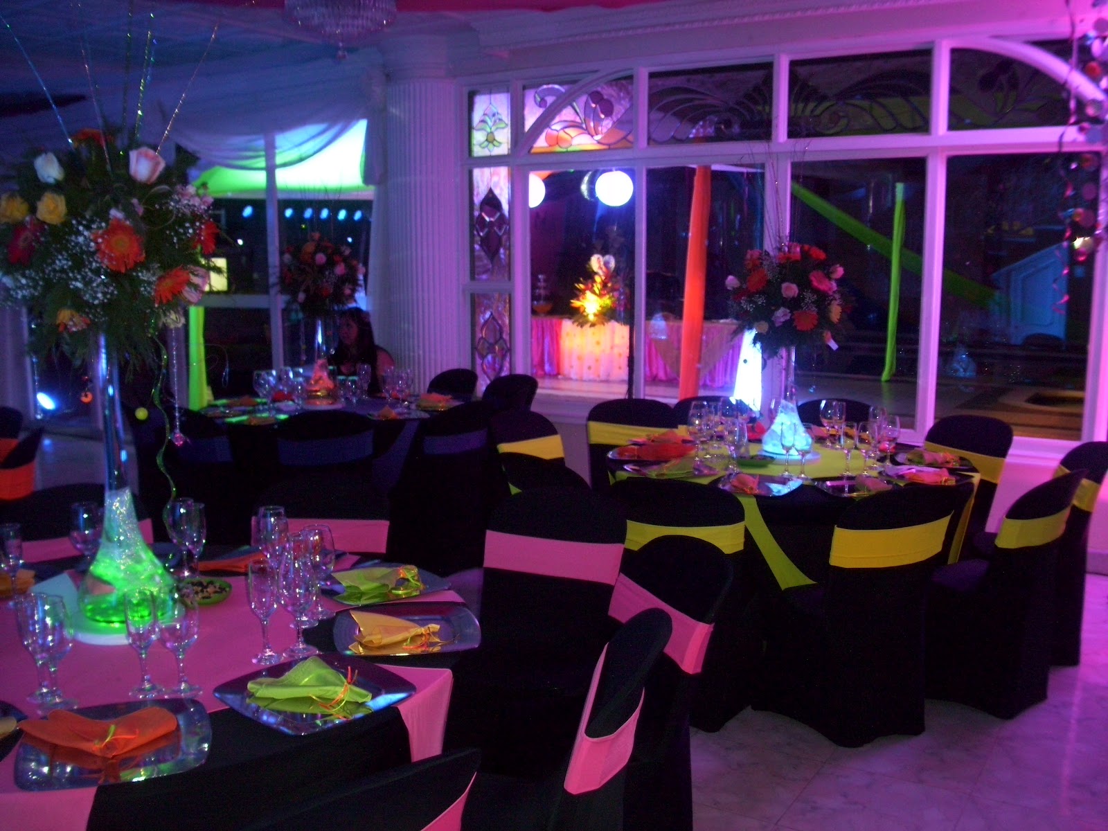 Salón Cascajal - Casa # 5: Temática Neón