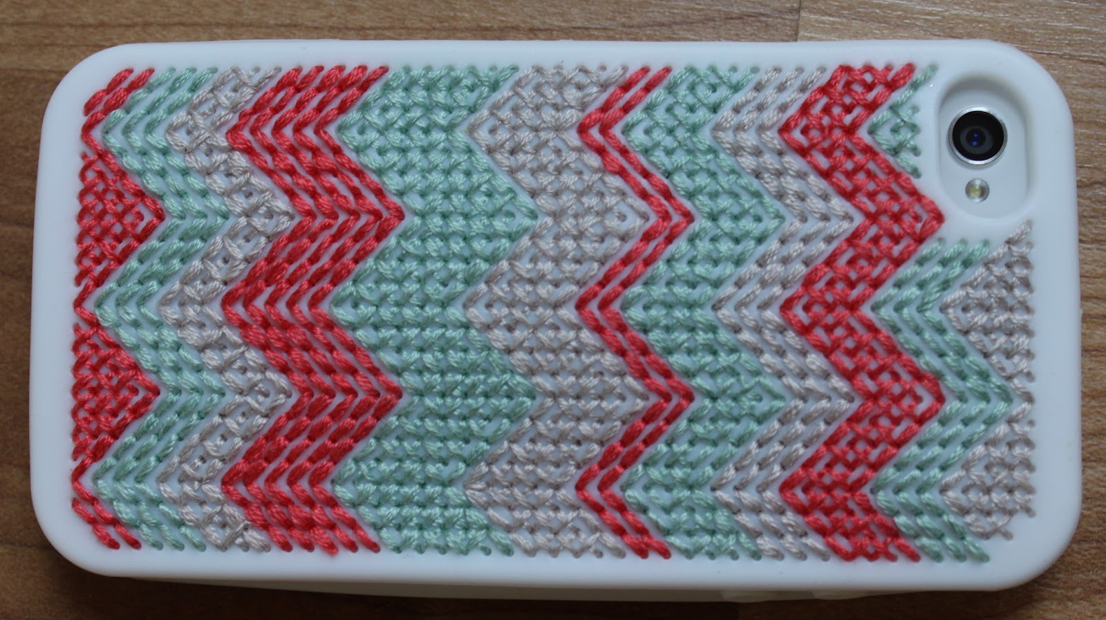 DIY iPhone cross stitch case tutorial - Melanie Ham