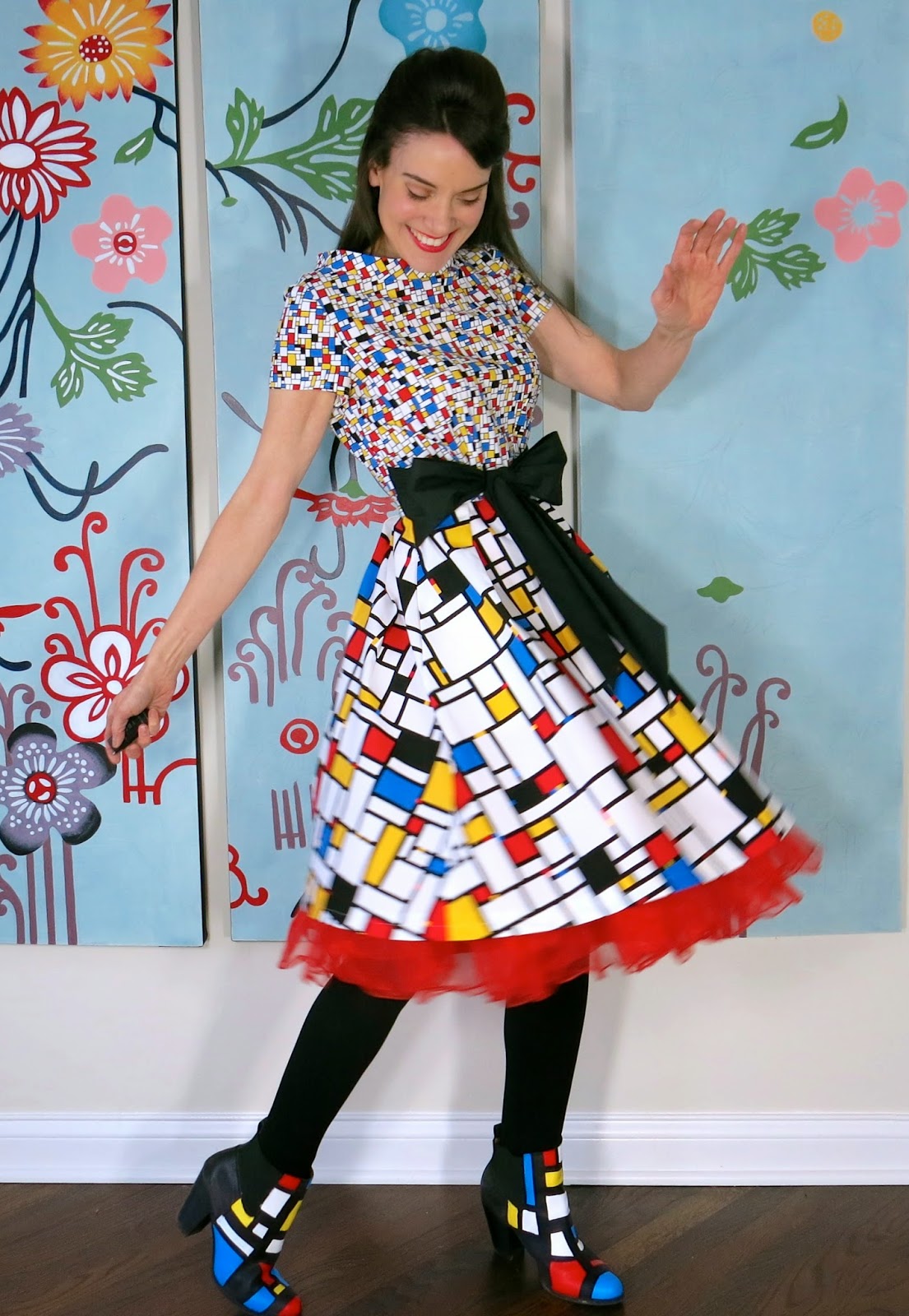 Cassie Stephens: DIY: A Mondrian Moment in Dress and Shoes Cassie Stephens: DIY: A Mondrian Moment in Dress and Shoes