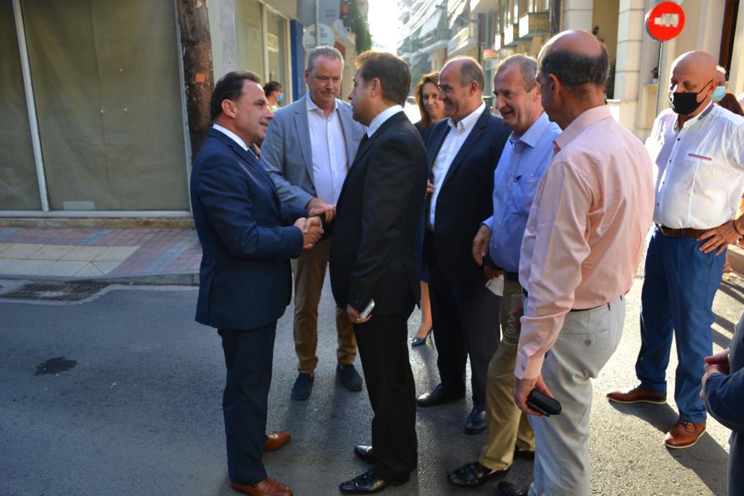 ΛΕΥΤΕΡΙΑ: ΦΟΡΟΣ ΤΙΜΗΣ ΣΤΗ ΜΙΚΡΑΣΙΑΤΙΣΣΑ ΜΑΝΑ Η ΔΩΡΕΑ ΤΟΥ ΜΑΡΜΑΡΙΝΟΥ ...