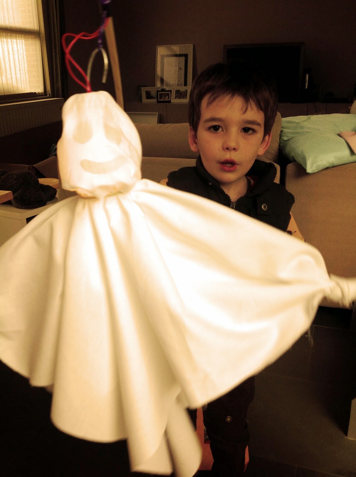 Pieke Wieke: Mini tutorial: Spookjes lampion