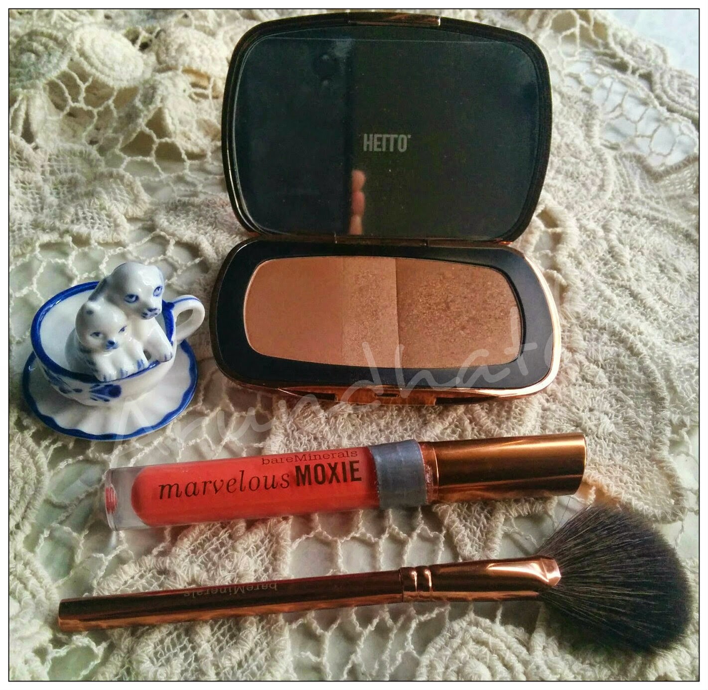 Discovering me: bareMinerals: THE FIRST RESORT Bronzing Kit