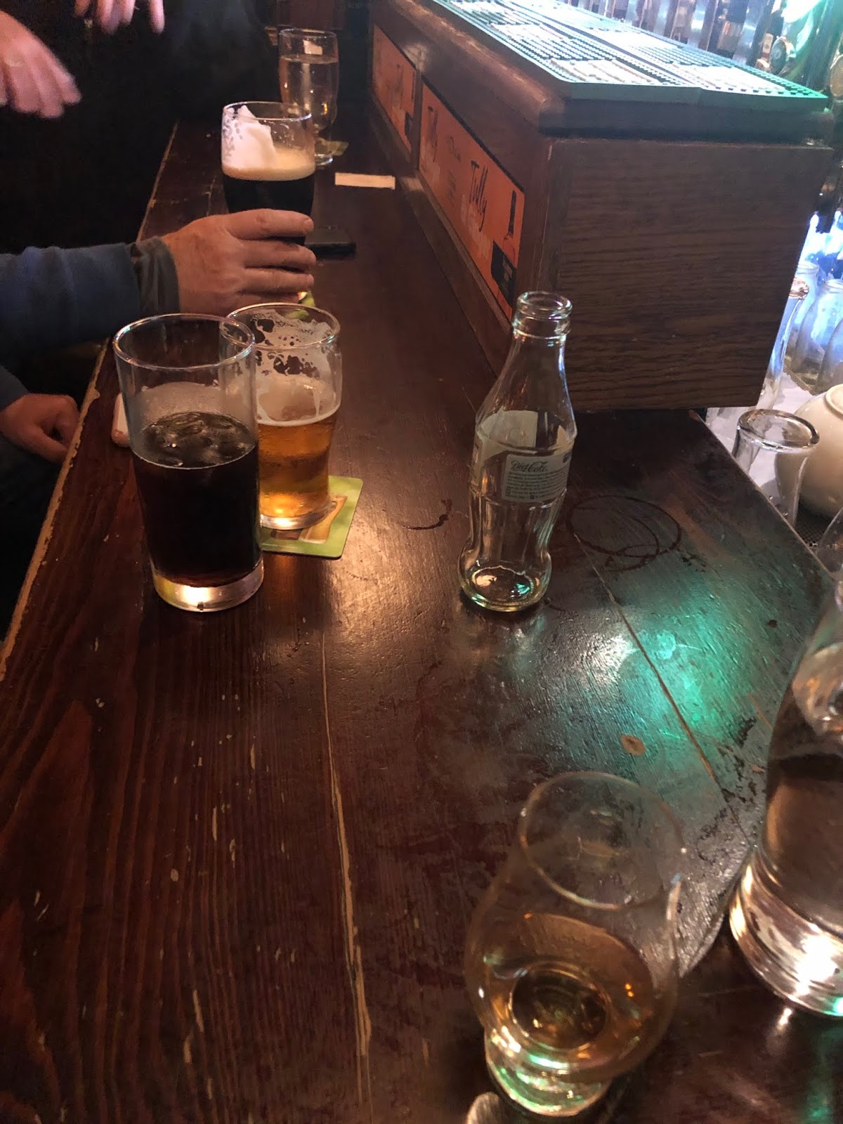 Musings Over a Barrel: Irish Pubs