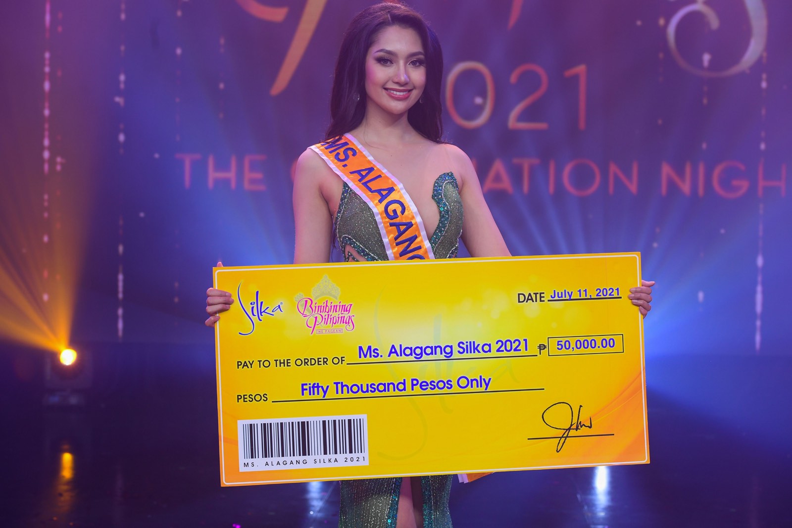 Binibining Pilipinas Francesca Taruc wins the first ever Miss Alagang Silka award - Snapped and ...