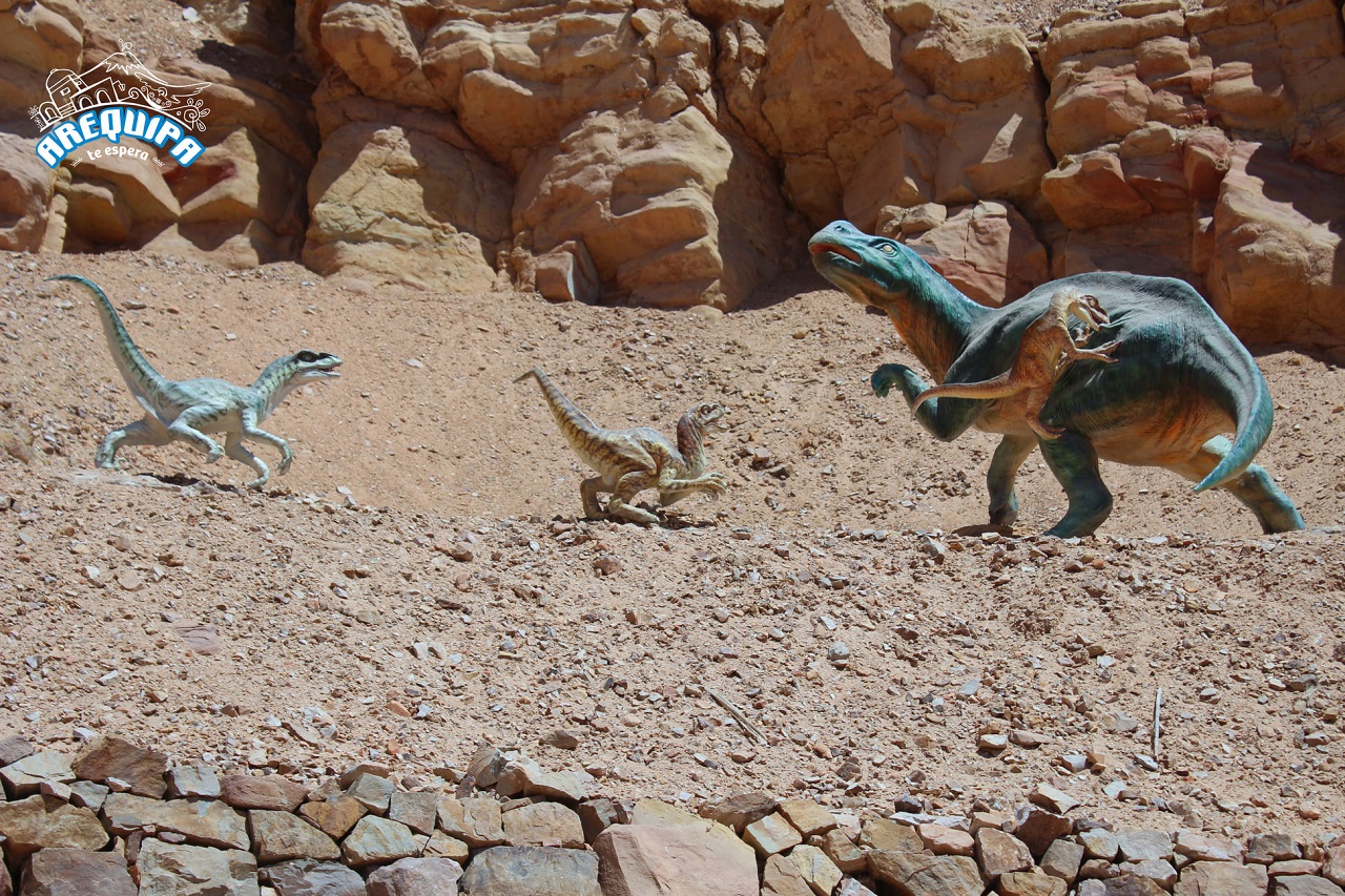 Parque Jurásico de Querulpa en Aplao