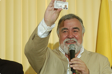 Alejandro Encinas se registra para candidatura Edomex - Toluca Noticias ...