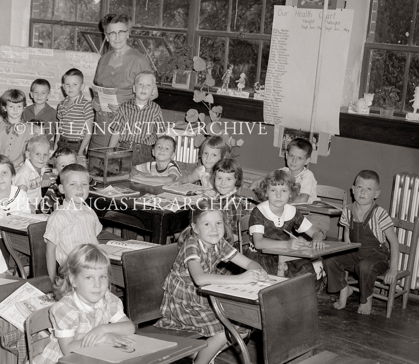 THE LANCASTER ARCHIVE: Chesterfield School First Grade Class - 1958 ...
