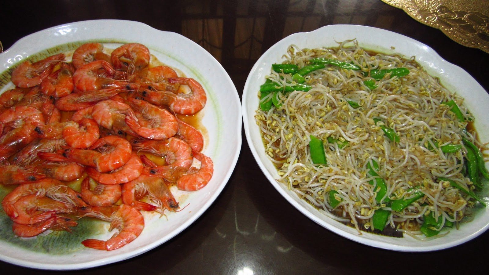 .: HALABOS NA HIPON AND STIR FRIED BEANSPROUT AND SWEETPEA