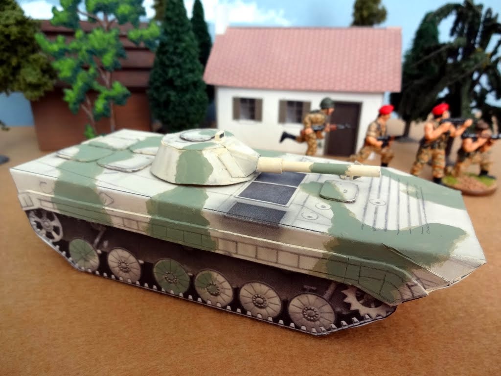 Castles of Tin: BMP-1: Card Model