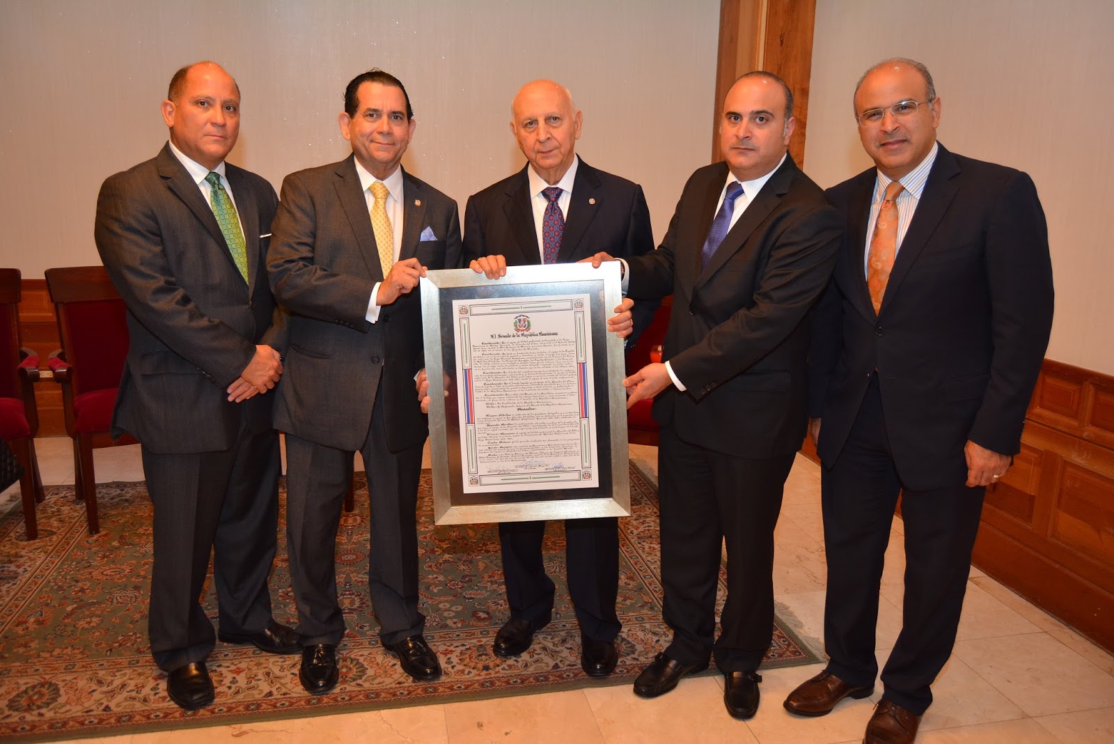 LO QUE PASO HOY: Senado de la República reconoce a la familia Rizek y a ...