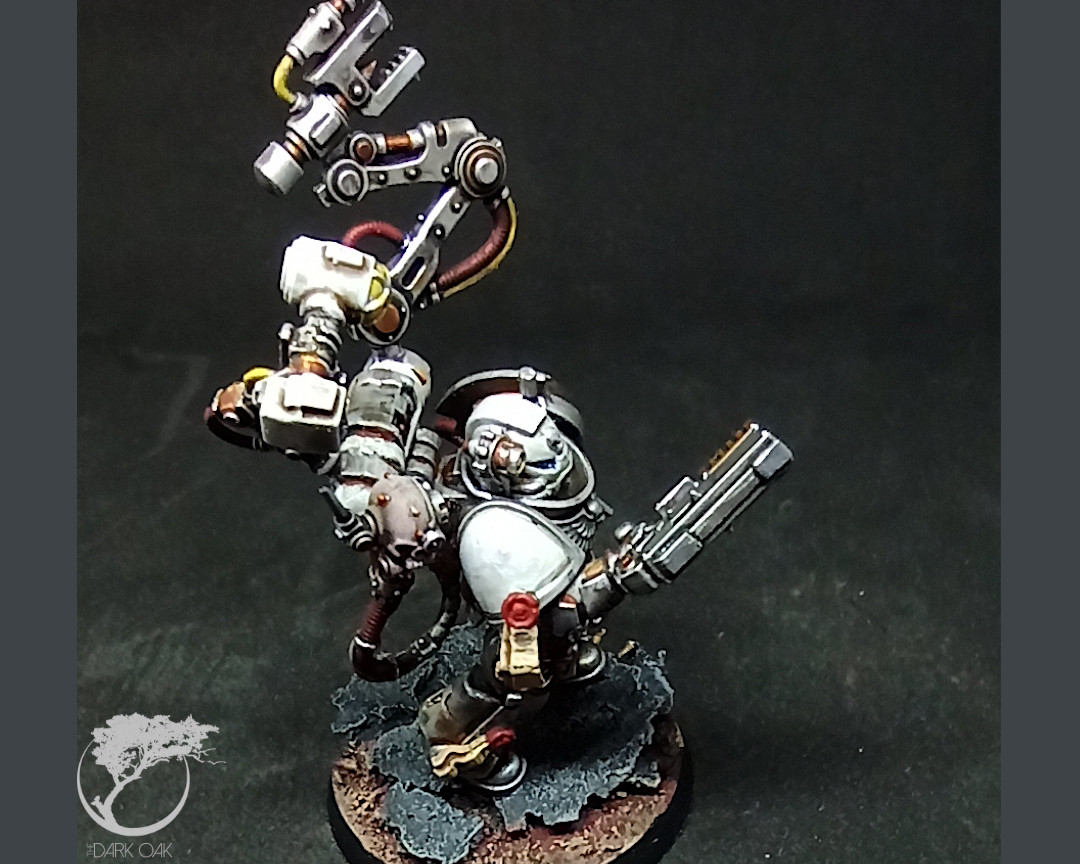 The Dark Oak: Iron Hands Primaris Apothecary Kitbash - FKB ed. #72