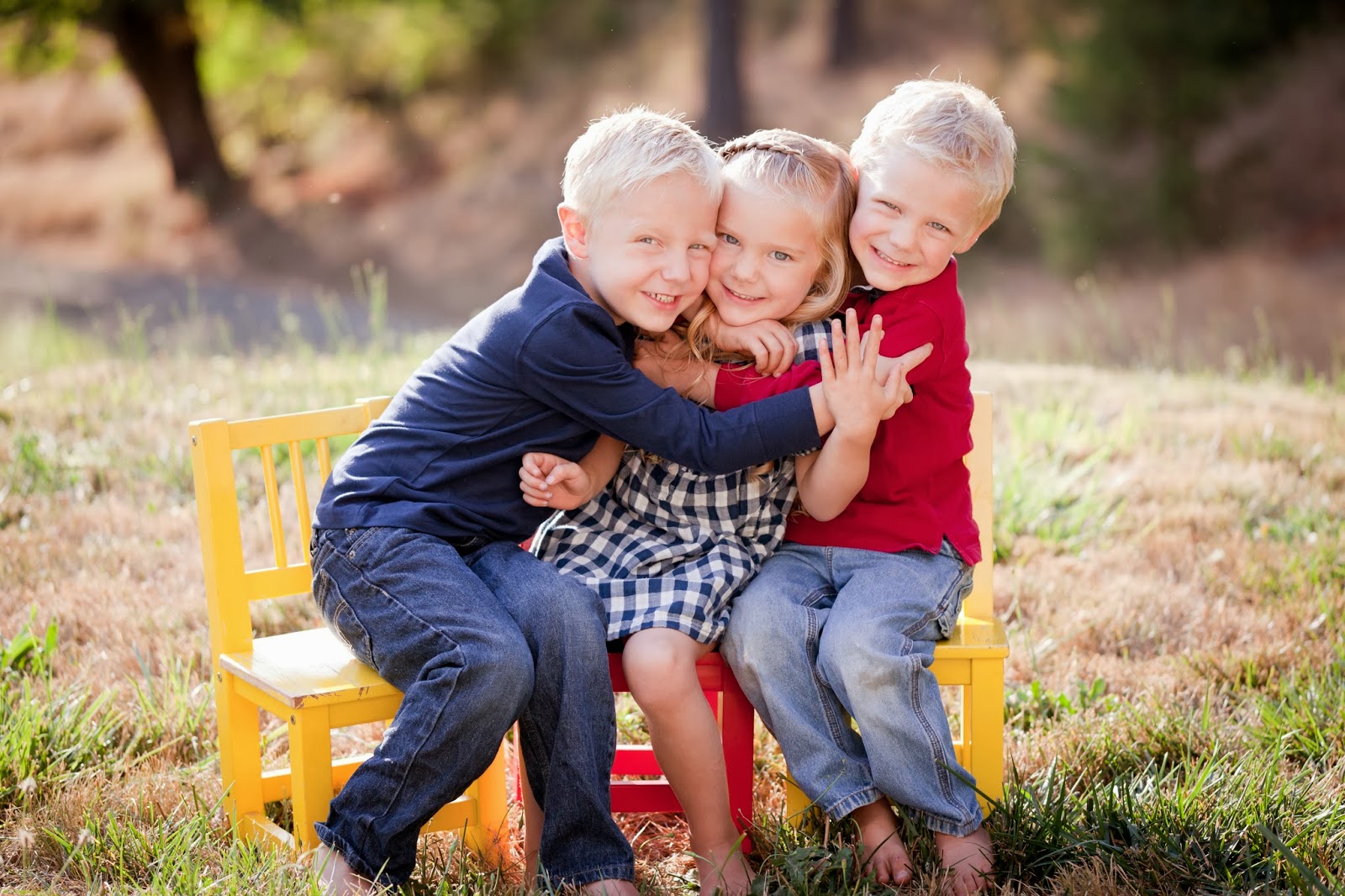 Bringing Up 8 Bilingual Babies: About Us