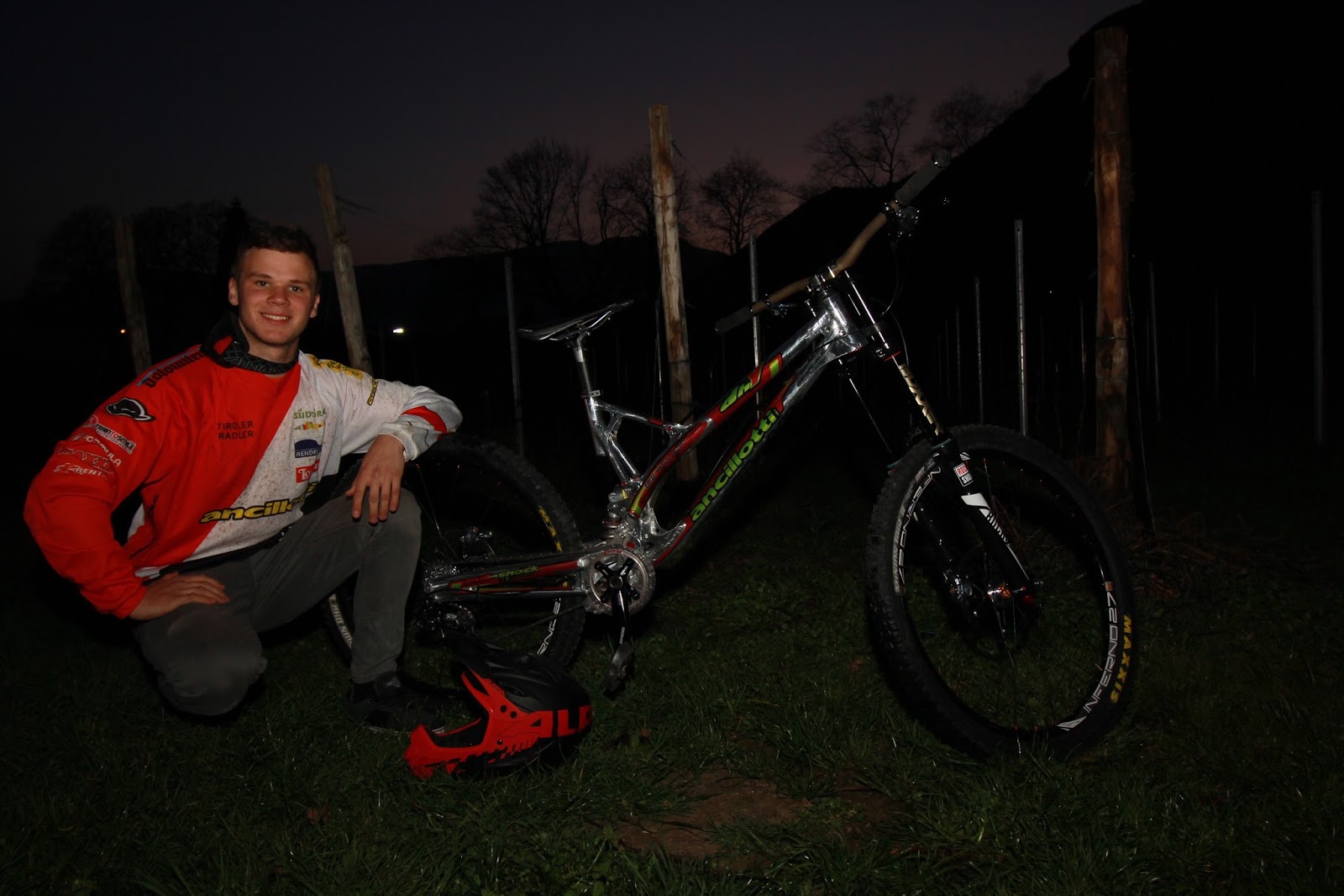 Ancillotti Team: 1 apr 2016