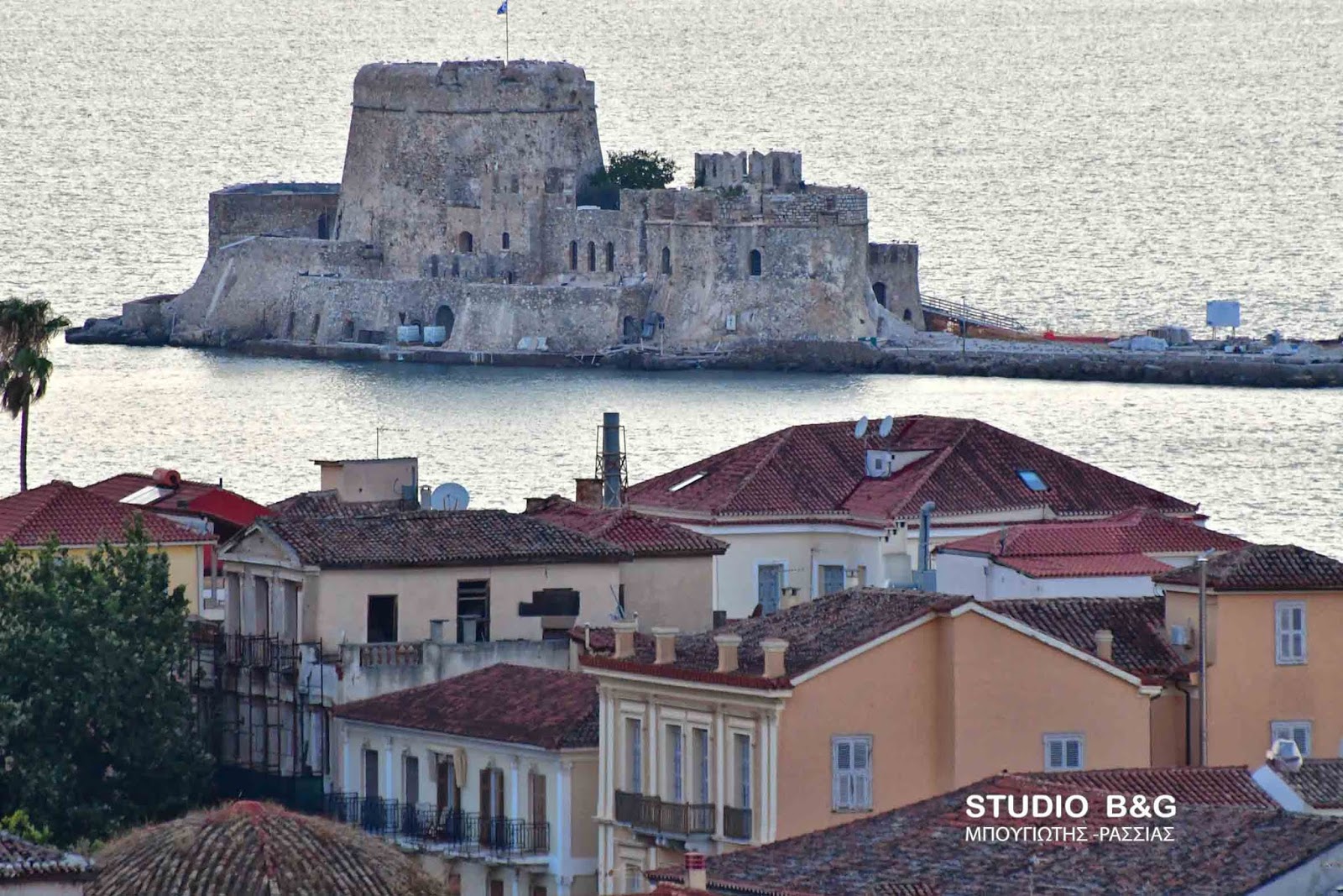 Αργολικός Ποιμήν: ΝΑΥΠΛΙΟ- ΤΟ ΙΣΤΟΡΙΚΟ ΚΕΝΤΡΟ ΤΗΣ ΠΟΛΗΣ