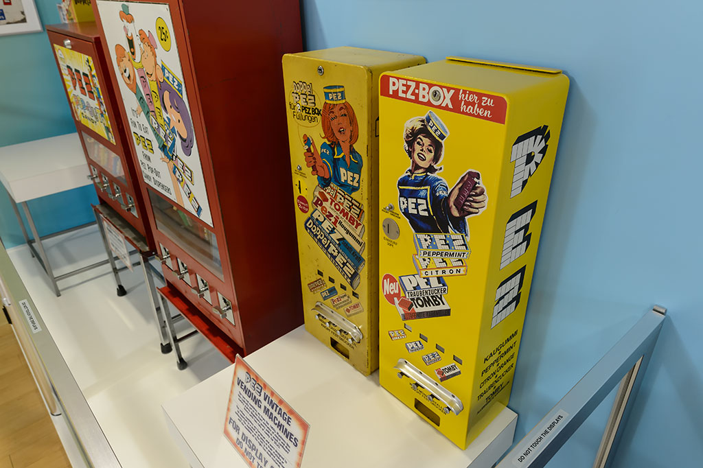 Bubba's Garage: What's at the PEZ Vistor Center and Factory?