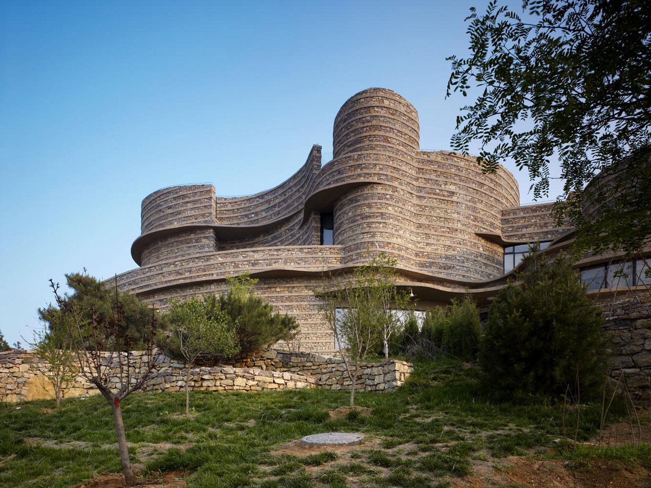 Organic Architecture: Geological Museum