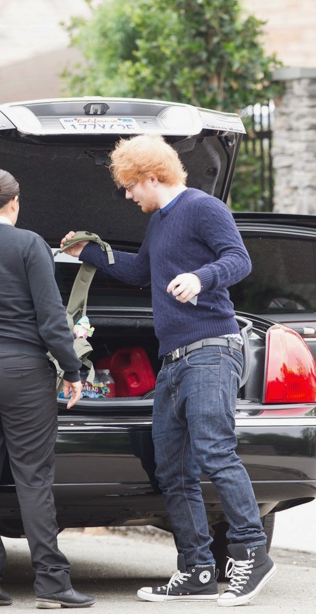 Celeb Saggers: Glimpses of Ed Sheeran's Sag