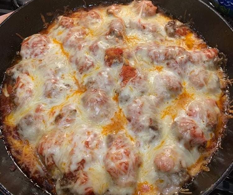 5-ingredient cheesy meatball casserole